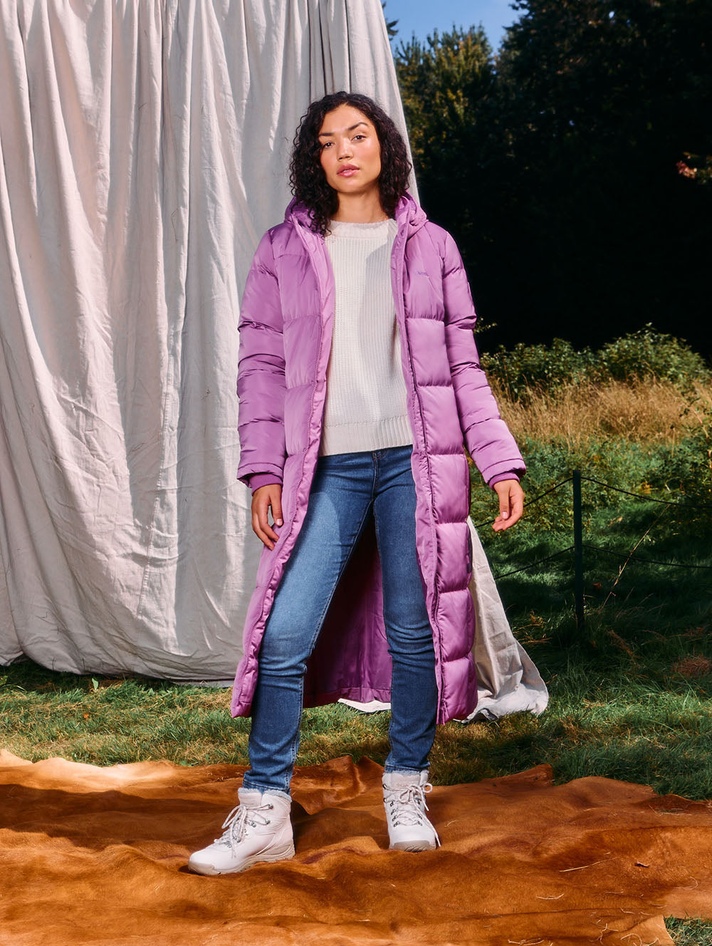 Trendy Athleisure Wear for dynamic Men and Women